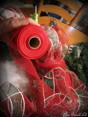 Glitter Glue And Paint Mesh Wreath Tutorial