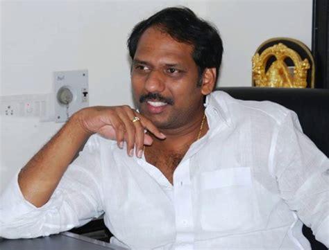 గొట్టిపాటి రవికుమార్ తో సహా ఆరు మంది ఫిరాయింపు ఎమ్మెల్యేలు వైసీపీ వైపు చూపు