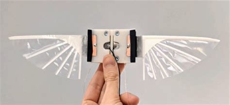 Tiny Drones That Fly Like Insects Have Been Built By Scientists I