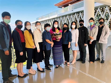 กองนโยบายและแผน มหาวิทยาลัยราชภัฏเชียงใหม่ คณะวิทยาศาสตร์ ร่วมส่งความสุขปีใหม่ แก่กอง