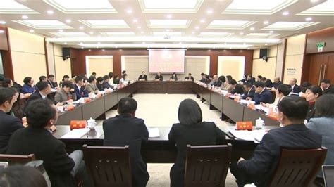 【徐仁标在参加市政协联组讨论时强调】在高水平建设现代海洋城市中 不断贡献政协智慧彰显政协作为