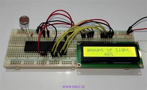 P Avr Prj Light Intensity Measurement Using Ldr Emic اِمیک آموزش الکترونیک و میکروکنترلر