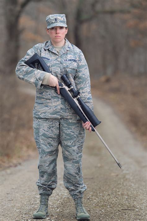 Dvids News On Target Illinois Guard Human Resource Officer Was Air