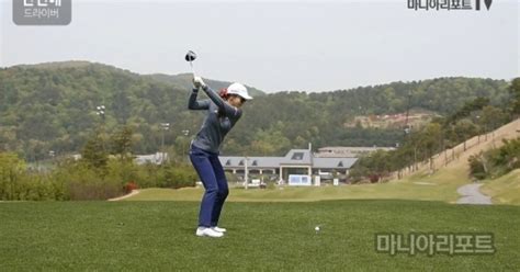 [투어프로스윙] 미녀 골퍼 안신애의 드라이버 샷