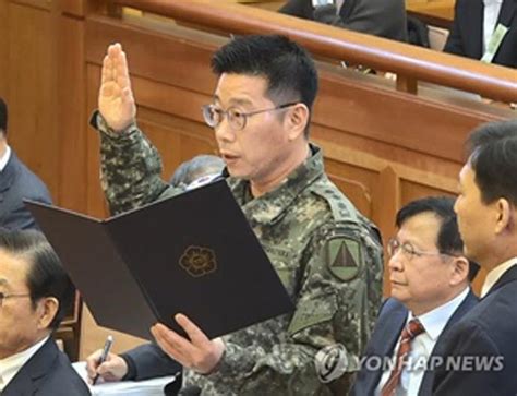 국방부 계엄 때 위법·부당 명령 거부 장병 포상