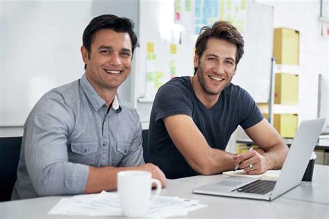 How To Give Effective Website Design Feedback To Your Designer