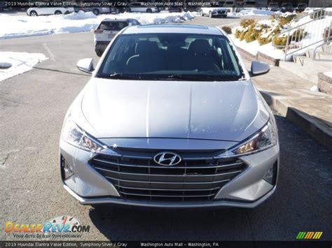 2019 Hyundai Elantra Value Edition Symphony Silver Gray Photo 11