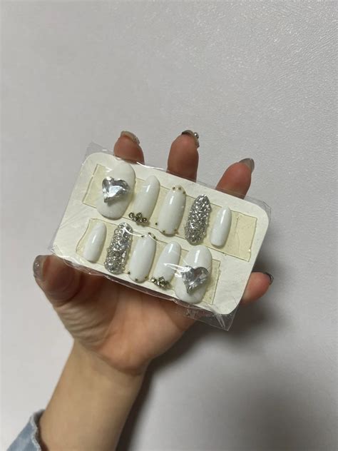 수제 네일팁 웨딩네일 당근 중고거래