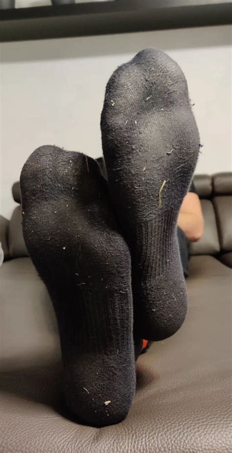 Hot Guys Sagging And Socks — They Look Sniffable 🥵