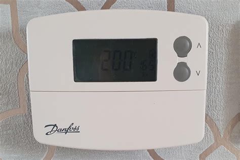 Upgrading Danfoss TP9000 With Remote Sensor TS2 TP5000 To Smart Drayton Wiser Kit 3 DIYnot