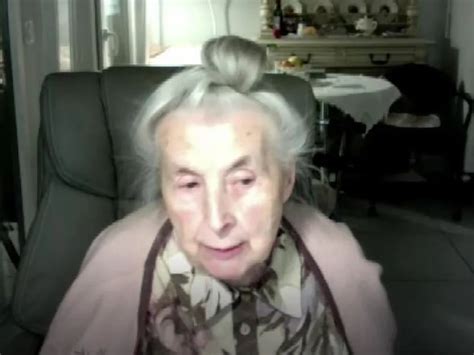 La Masacre Nazi De Los Testigos De Jehová Y La Muestra “triángulos Púrpura” En El Museo Del