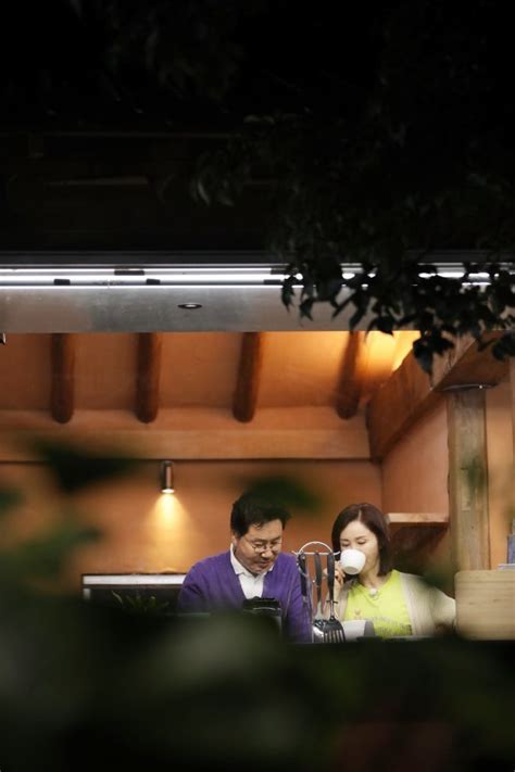 ‘자연스럽게 측 “전인화♥유동근 25년만에 부부동반 출연” 소다