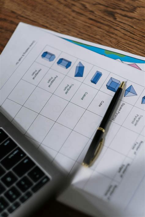 실내 10대 가정 학교 가정 학습 계산기 고등학생 공부하는 공책 관찰 교실 교육 교육 개념 기하학 기하학 도구 나무자 노트 대학 대학생