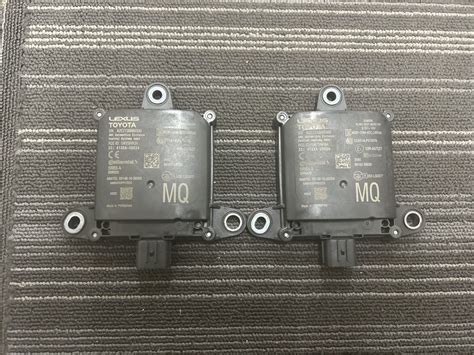【やや傷や汚れあり】アルファード ヴェルファイア 30 後期 ブラインドスポットモニター センサー Agh30w Agh35w Ggh30w
