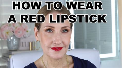 HOW TO WEAR A RED LIPSTICK Go IT
