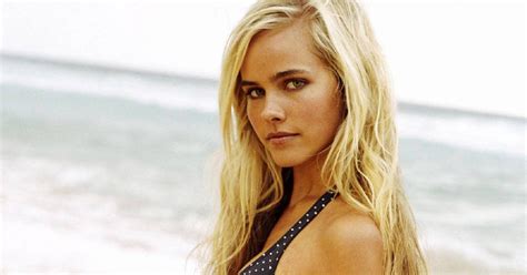 Sexy Celebs Isabel Lucas Sexy Wallpapers