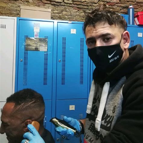 Sofiane Boussadia Coiffeur Coiffeur Bruxelles Linkedin