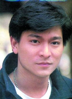 刘德华自曝15岁初恋往事因失恋坐车上痛哭 图 搜狐滚动