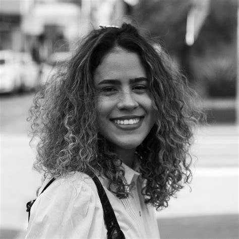 Larissa Lrsmendes Threads Say More