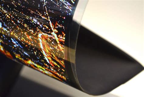 Innovative Flexible Oled Screen Displays Street Communication