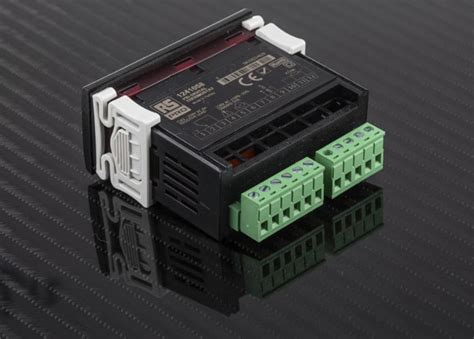 RS PRO RS PRO Panel Mount On Off Temperature Controller X Mm Input Output Relay