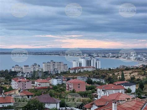 Жители на Свети Влас ще се съберат на протест пред сградата на Общинския съвет в Несебър в деня