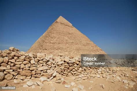 카프레의 피라미드 또는 체프렌의 기자의 고대 이집트 피라미드의 두 번째로 높고 두 번째로 큰 0명에 대한 스톡 사진 및 기타 이미지 Istock