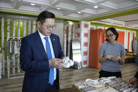 “buuvee” брэндийн үйлдвэрт Монгол Улсын Ерөнхийлөгчийн Үйлдвэр үйлчилгээний бодлогын зөвлөх Ч