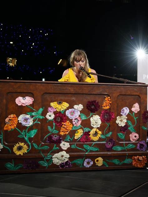 Swifties Extreme Measures At Taylors Concert Taylor Swift Swift