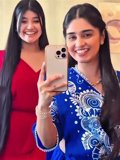 නිරුවත පෙන්නලා ප්‍රසිද්ධ වෙන්න හදන්නැති එකම නිලියෝ දෙන්නා😘 Srilanka Shorts Viralshorts Youtube