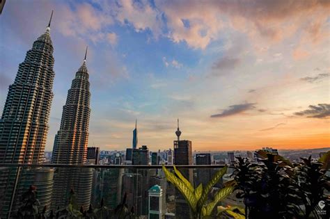 【这家klcc View高级sky Dining一点都不贵！生日、约会、朋友聚餐选alva Kl准没错！】 Kl Now 就在吉隆坡