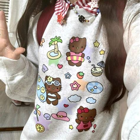 태닝 비키니 헬로키티 오버핏 기모 맨투맨 에이블리