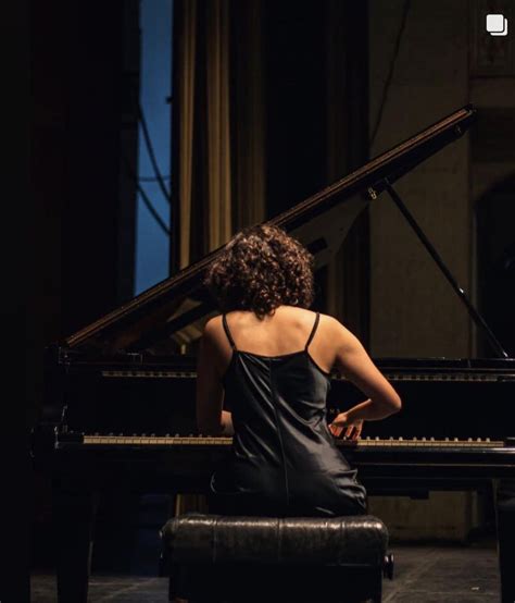 Wore My Curls For My Recital R Curlyhair