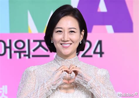 장윤정 데뷔 25주년에 커리어 오점논란→해명의 연속 종합 나무뉴스