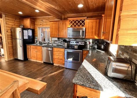 Danielle Lodge Brunners Lodge