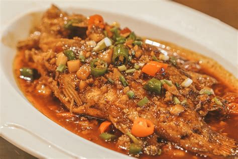 2024老厨忆 徽菜老店 美食餐厅 店内非常具有徽州乡村的特色 去哪儿攻略