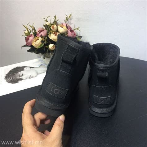 Ugg нэхий дотортой Ugg Nehii Dotortoi