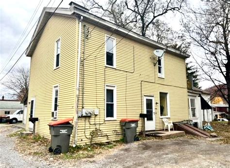 2011 7th Ave Unit A Beaver Falls Pa 15010 Room For Rent In Beaver
