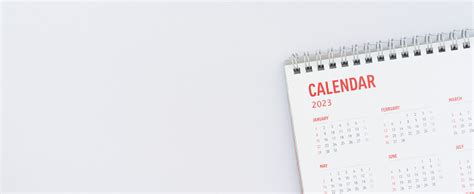 약속 회의를 만들거나 매일 시간표를 관리하기 위해 달력 월 일정의 위쪽보기를 닫습니다 12월 31일에 대한 스톡 사진 및 기타 이미지 12월 31일 2023년 계획