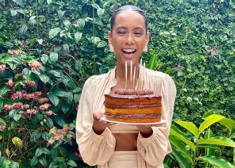 Taís Araújo Ganha Surpresa De Aniversario “amo Fazer Aniversário