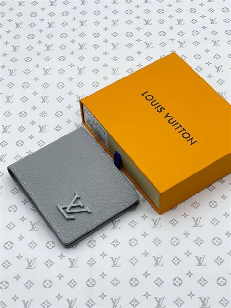 Louis Vuitton кошелек 164746px в интернет магазине Globestyle Москва