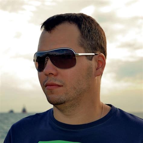 Обычные Фото Мужчин В Очках — Картинки фотографии