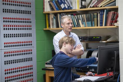 Advanced Physics Laboratory Lawrence University
