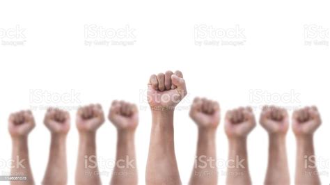 사람들의 힘을 실어주 고 인권 및 5 월 일 노동 일 개념 클리핑 경로와 흰색 배경에 고립 남자의 손 그룹의 남성 꽉 주먹 영국 노동당에 대한 스톡 사진 및 기타 이미지