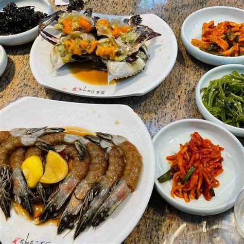 楠紗友里さんのインスタグラム写真 楠紗友里instagram「 カンジャンケジャンを喰らうっ🦀 ︎ 仁川にあるハグンチョンのカン