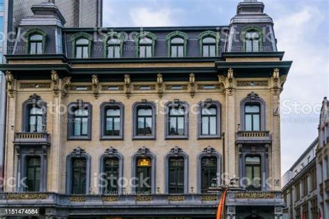 벨기에 앤트 워프 2019 안트베르펜 시의 Kbc 은행 빌딩 앤트 워프 시의 아름 다운 역사적 건축물 0명에 대한 스톡 사진 및 기타 이미지 Istock