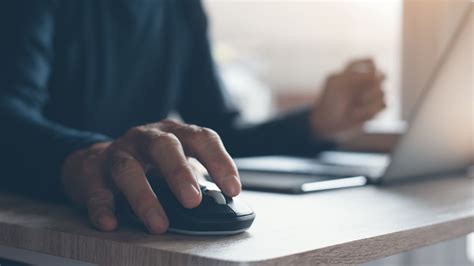 Major Windows Secure Boot Flaw Can Be Used By Hackers To Install