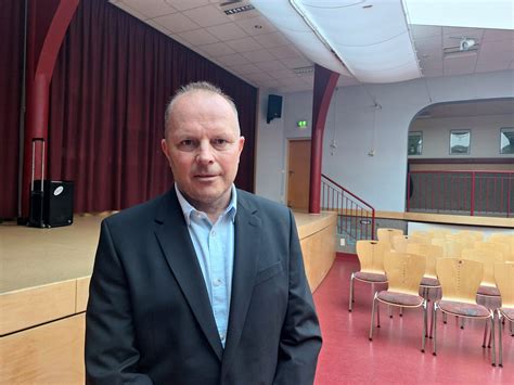 Krakow Am See Rojahn Offiziell Zum Bürgermeister Ernannt Ndrde