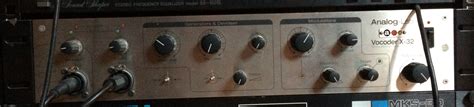 Vocoder X 32 Analog Lab Vocoder X 32 Audiofanzine