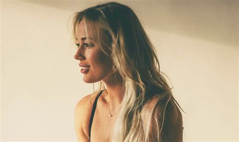 Maga Wnba Star Shared Jaw Dropping Swimsuit Photo The Spun